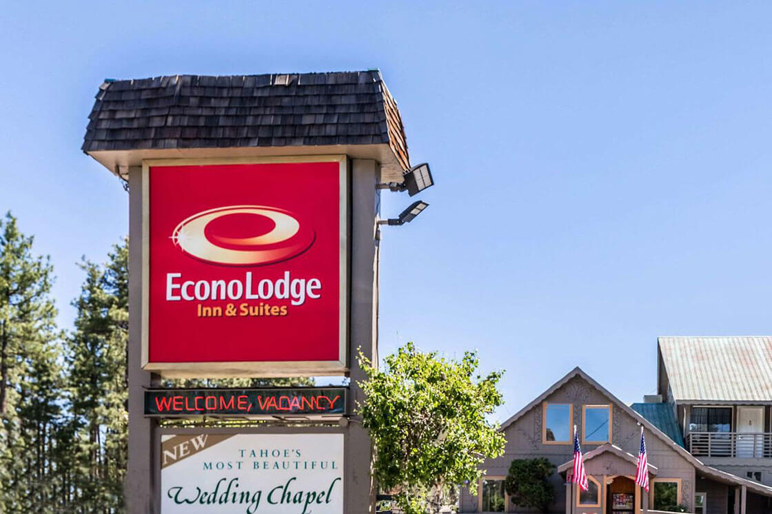 Econo Lodge Inn & Suites - Visit Lake Tahoe